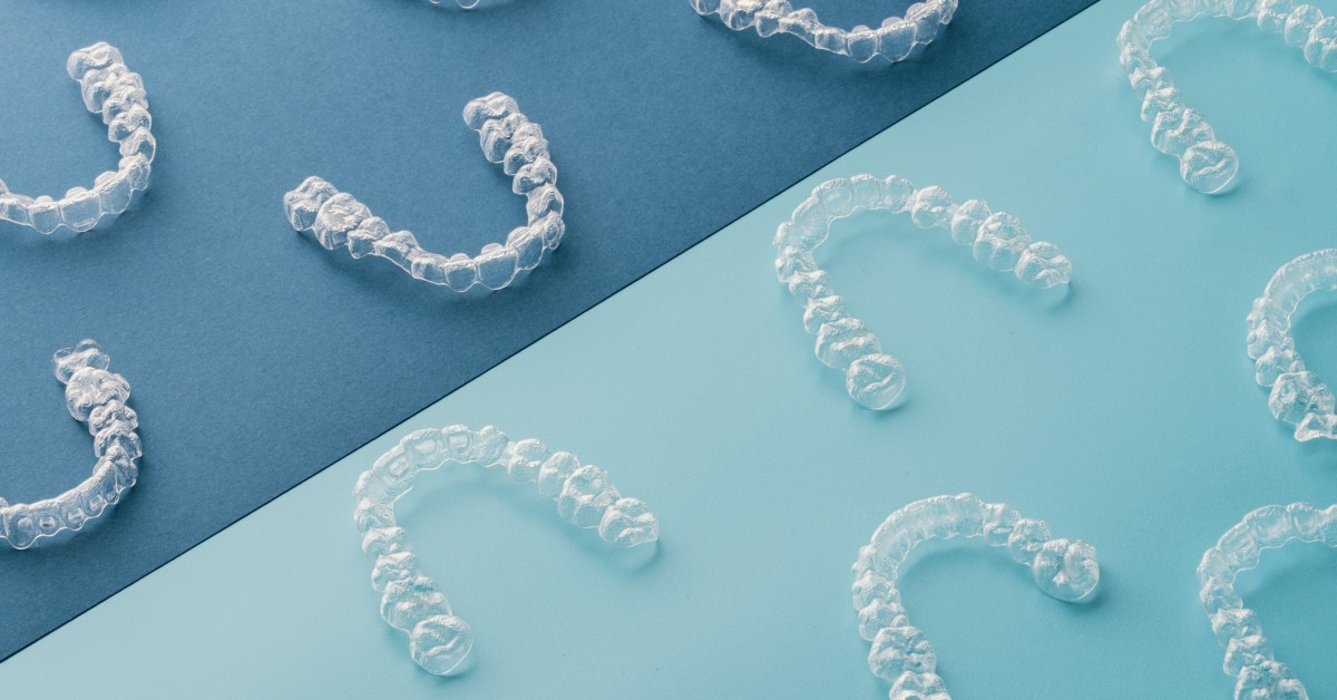 Was ist der Unterschied zwischen Invisalign und Alignern?